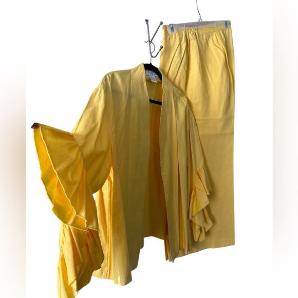 EY Signature | Pants & Jumpsuits | Two Piece Suit | Poshmark